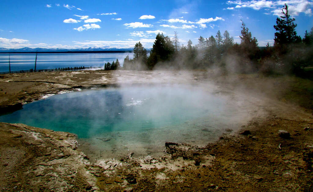 Scientists Discover New Magma Reservoir Underneath Yellowstone National ... Scientists Discover New Magma Reservoir Underneath Yellowstone National ...