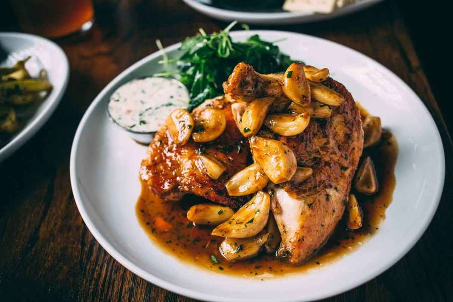 Haywood Tavern: A Bar in Chicago, IL - Thrillist