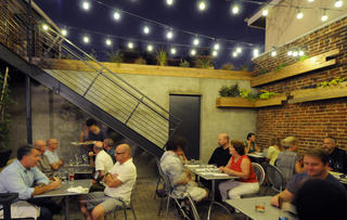 Lyman's Tavern - Thrillist Washington DC