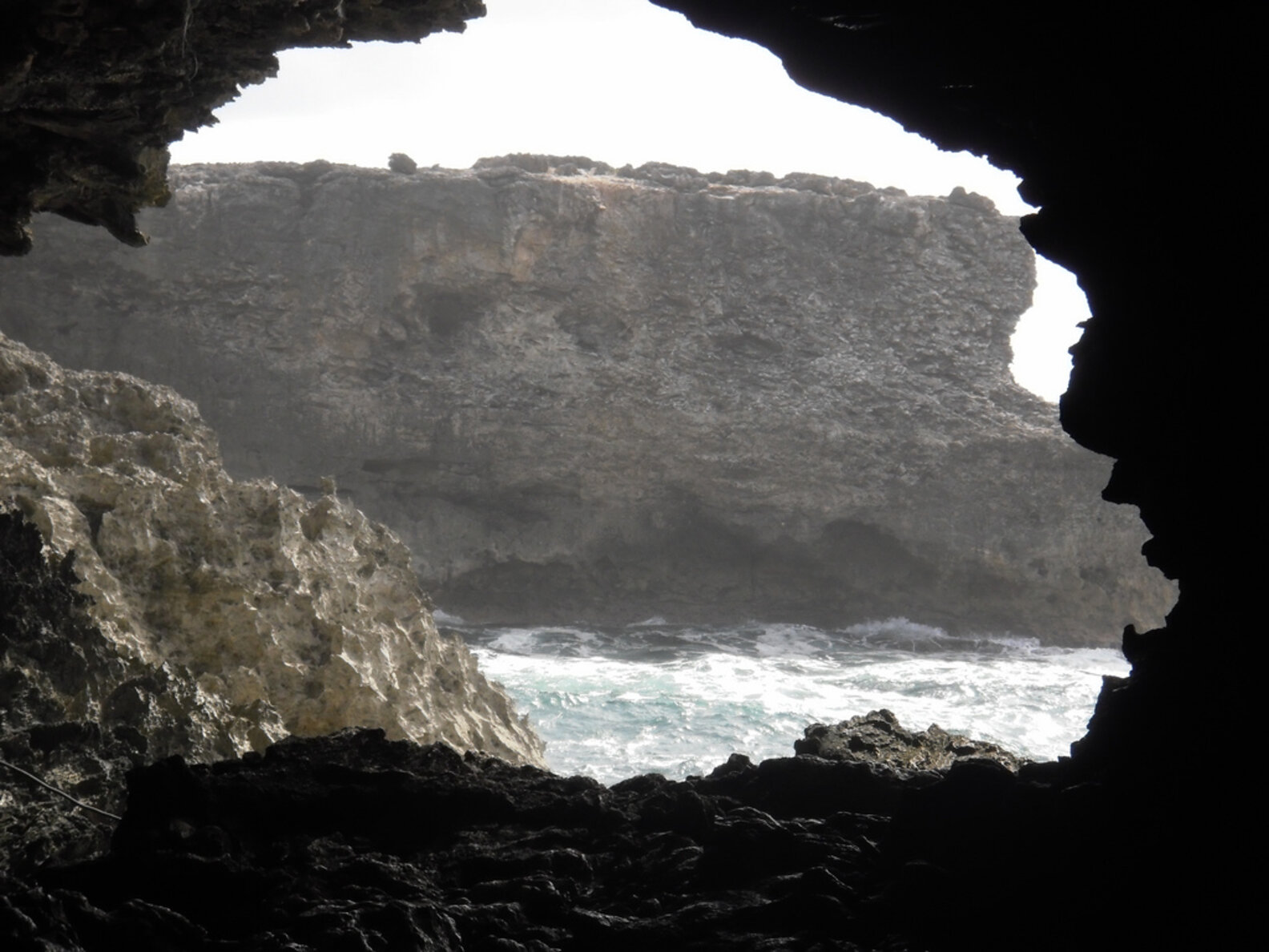 Best Sea Caves in the World - Fingal's Cave, Blue Grotto, and More ...