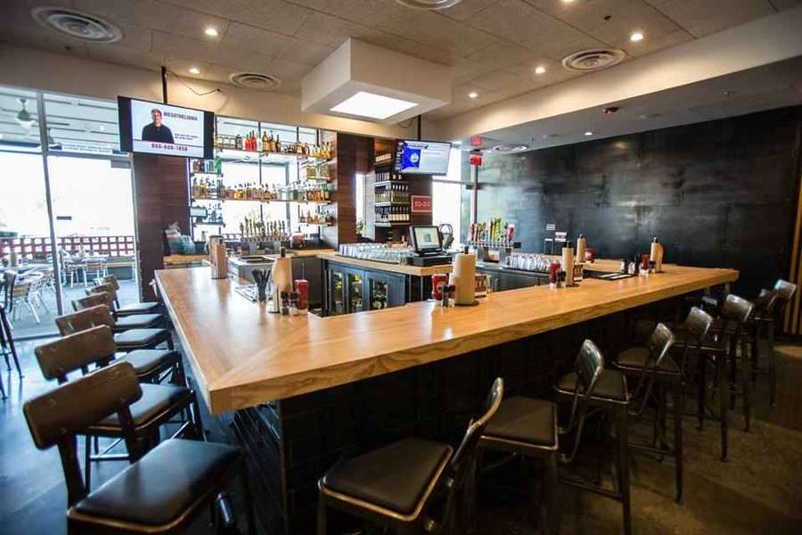 Grub Kitchen + Bar: A Bar in Houston, TX - Thrillist