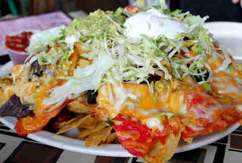 The 21 Best Nachos in America - Thrillist