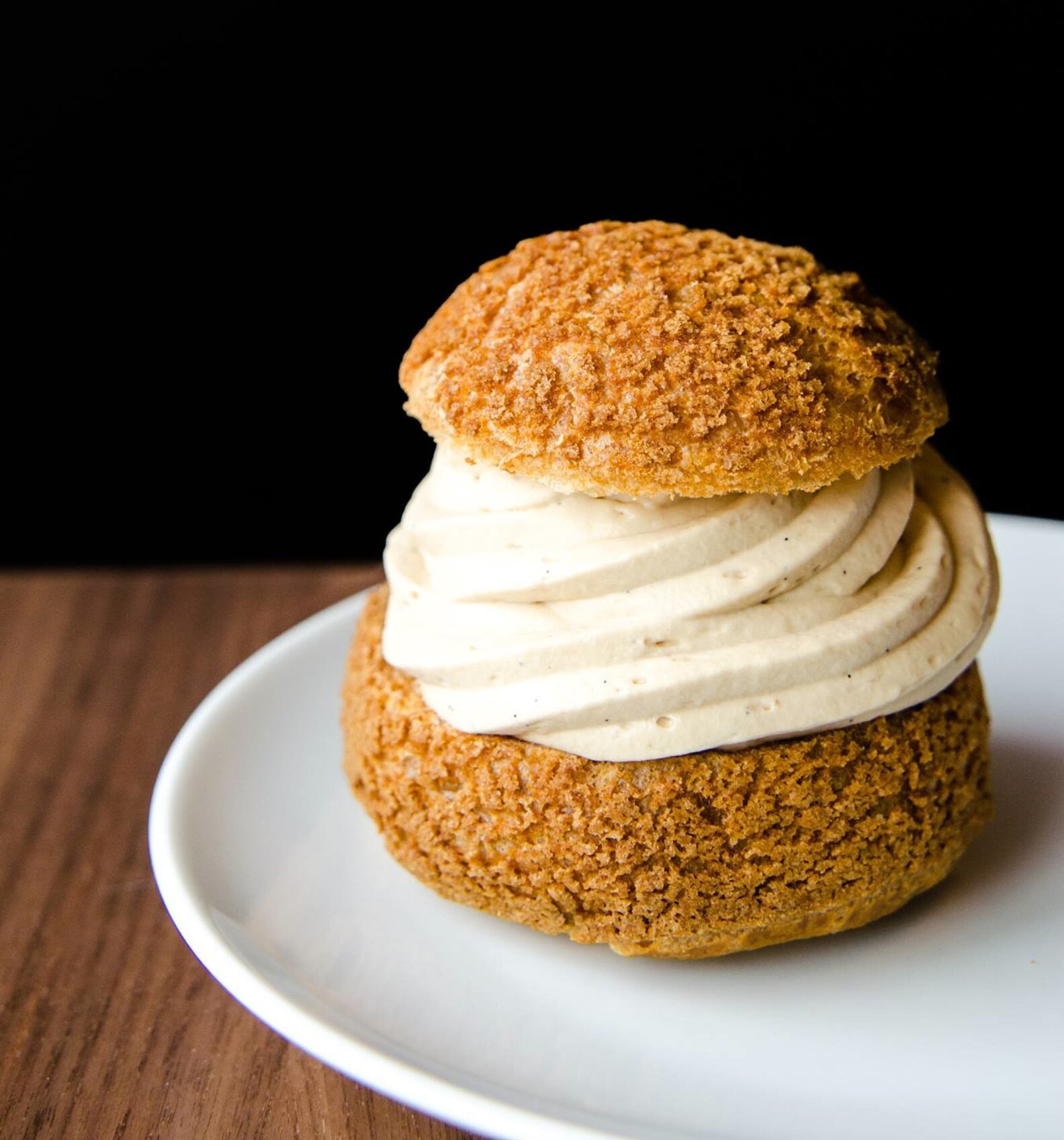 Where to Get the Best Gluten-Loaded Things in Montreal - Thrillist