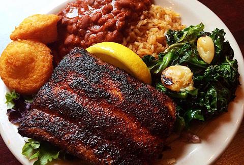 Le Bistro Montage: A Portland, OR Venue.