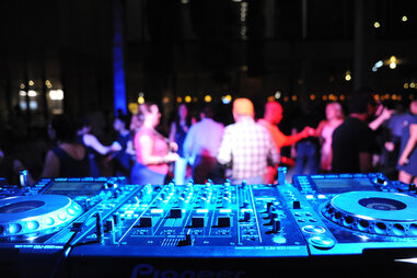 Best Things To Do In Miami In June - Thrillist