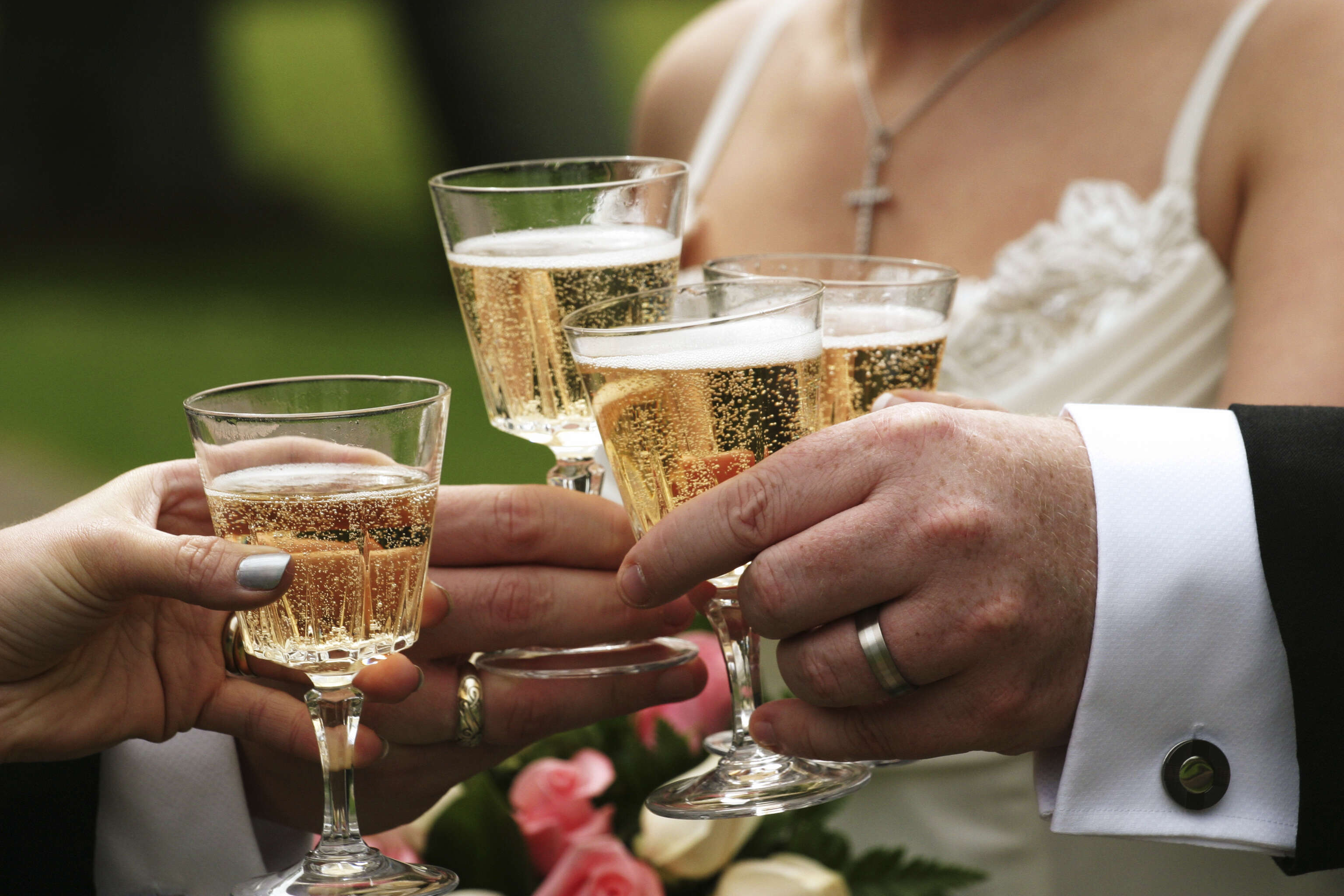 Wedding alcohol 60 photos - Astyledwedding.com
