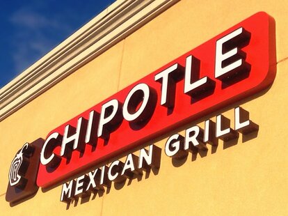 Chipotle Expanding Employee Benefits With Sick pay, Paid Vacations ...