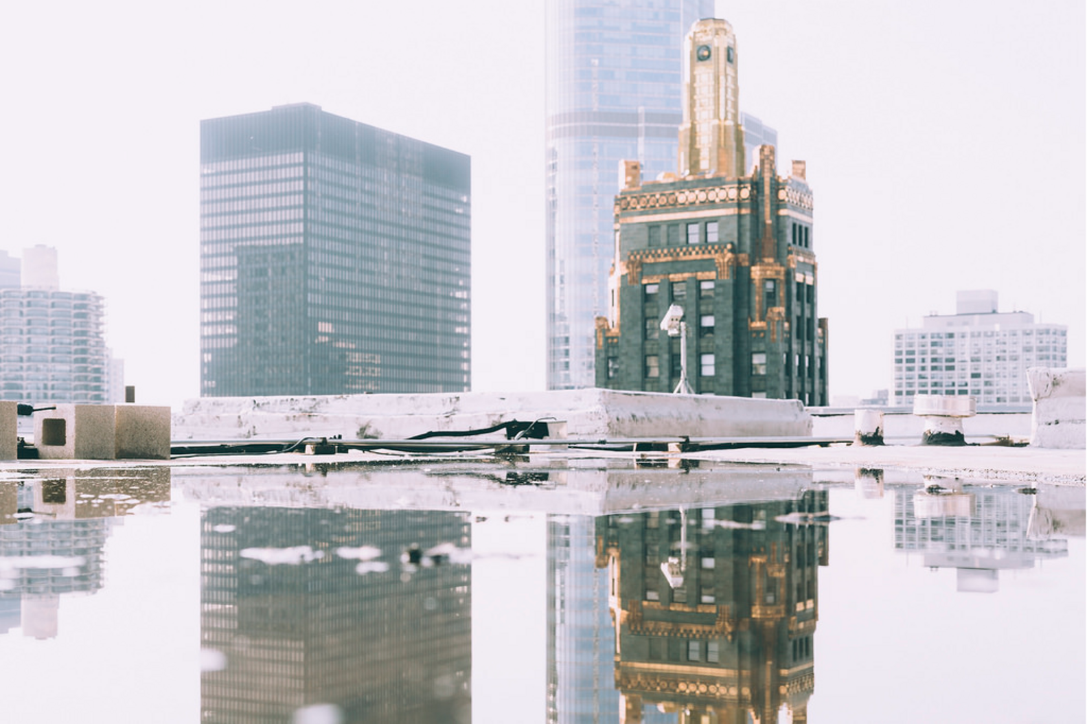 Chicago Looks Dark, Dream-Like & Unbelievably Beautiful in These Photos ...