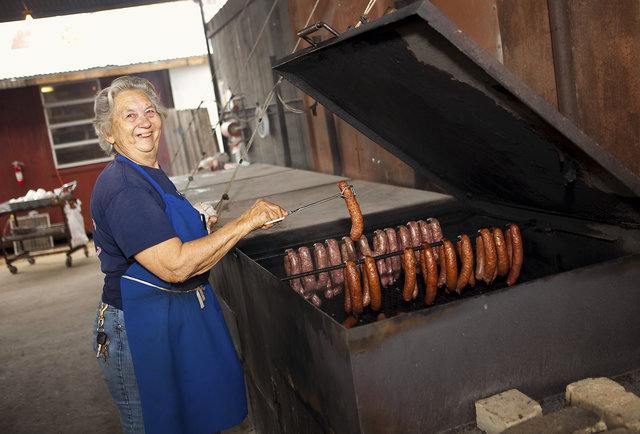 BBQ Women - Female Pitmasters and Experts