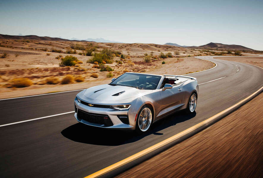 2016 Chevrolet Camaro Convertible Is The King Of Summer - Thrillist