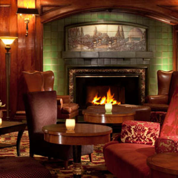 Fireside Room: A Bar in Seattle, WA - Thrillist