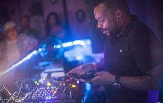 Full Circle Bar - Thrillist New York