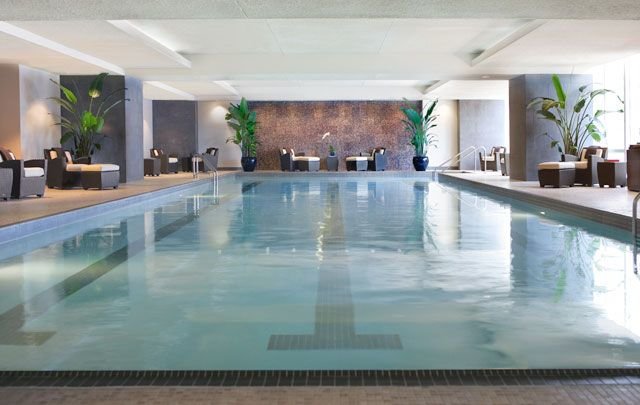 Sneak Into Chicago's Best Hotel Pools
