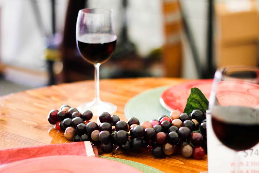 How to Talk About Wine - Wine Vocabulary - Thrillist