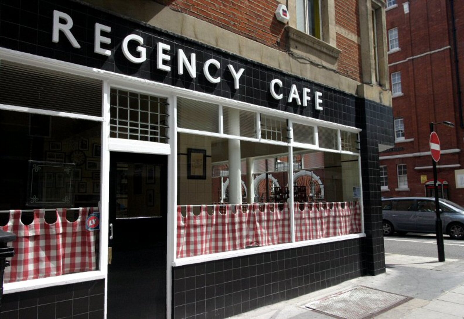 Best Traditional London Caffs - Best Full English Breakfasts - Thrillist