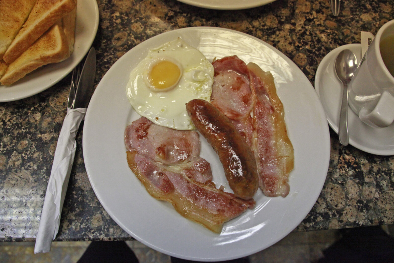 Best Traditional London Caffs - Best Full English Breakfasts - Thrillist
