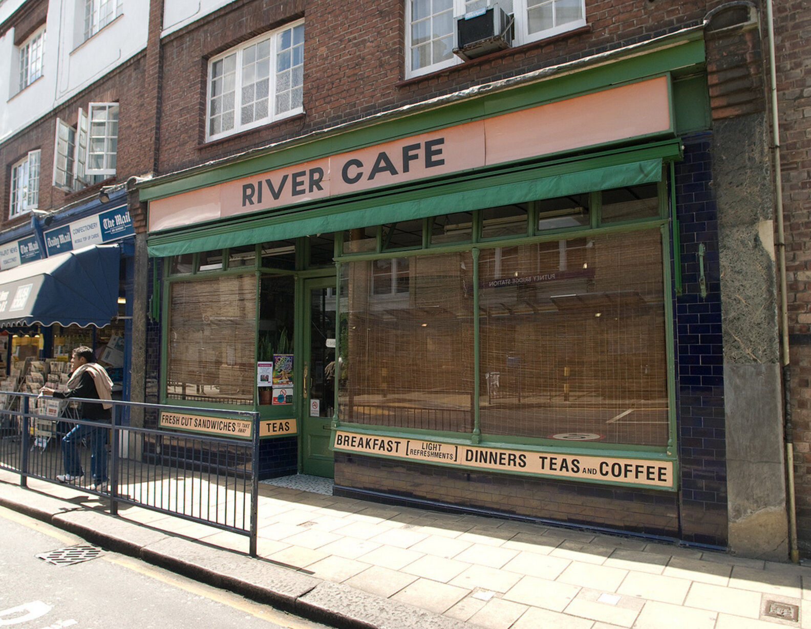 Best Traditional London Caffs - Best Full English Breakfasts - Thrillist