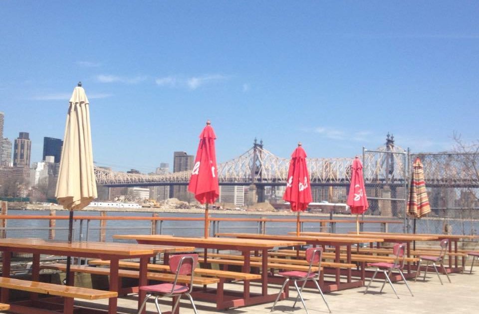 Anable Basin Sailing Bar & Grill: A New York, NY Bar.