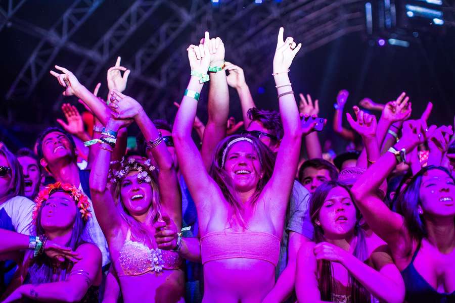 Spotify's Musical Map - The Most Popular Songs in 1,000 Cities - Thrillist