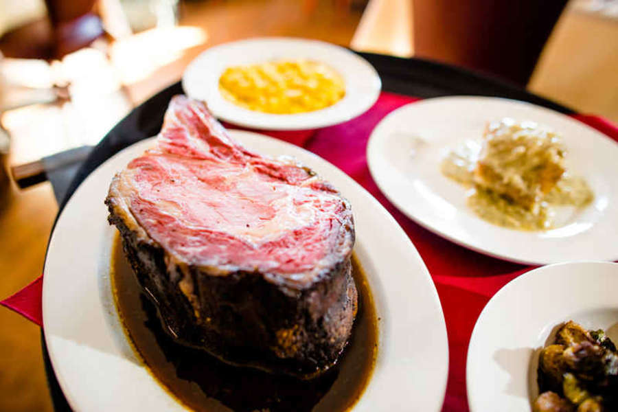 Ward's House of Prime: A Restaurant in Milwaukee, WI - Thrillist