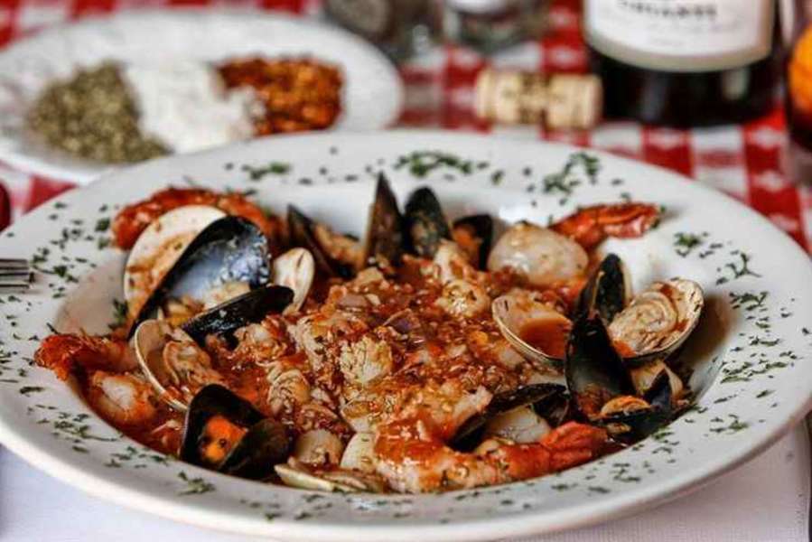 Chicago Joe's Restaurant: A Restaurant in Las Vegas, NV - Thrillist