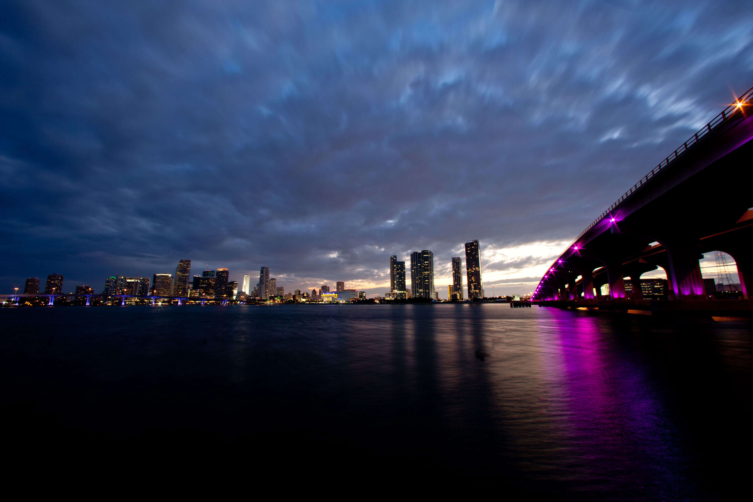 Macarthur Causeway Bridge
