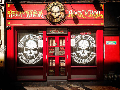 The Crobar: A Bar in London - Thrillist