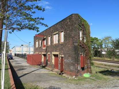 The Dew Drop Inn: A Bar in Washington, D.C. - Thrillist