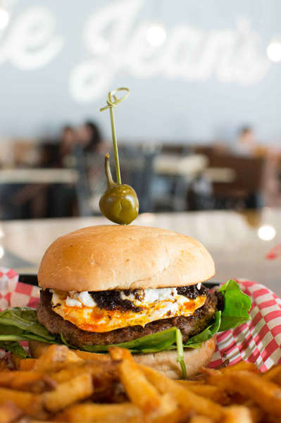 Billie Jean's Burger Pub: A Restaurant in Austin, TX - Thrillist