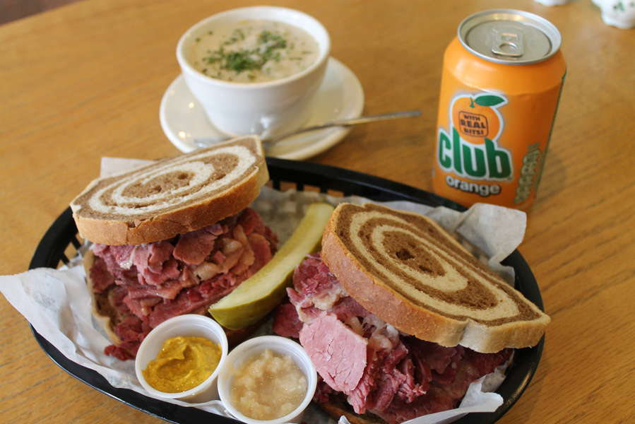 Harrington's Catering & Deli: A Restaurant in Chicago, IL - Thrillist