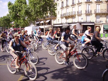 Paris To Ban All Cars For One Day In September - A Day Without Cars In ...
