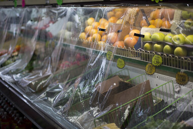 How to Shop at Chicago Bodega Stores - Thrillist