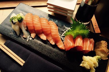 Best Restaurants in Oak Park - 11 Excellent Places To Eat - Thrillist