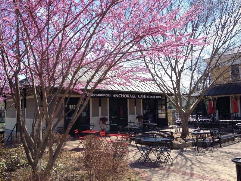 Anchorage Cafe: A Restaurant in Anchorage, KY - Thrillist