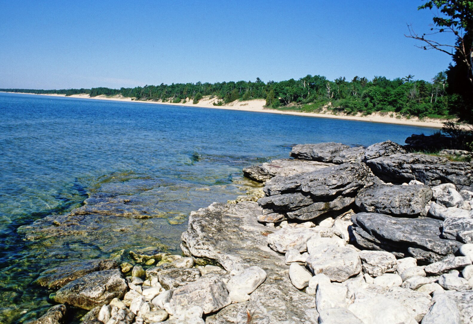 The Most Beautiful Places in Wisconsin – Road Trip Ideas - Thrillist