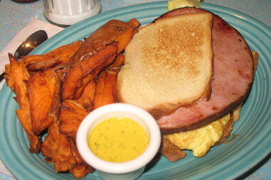 The 12 Best Breakfast Spots in Boston - Thrillist