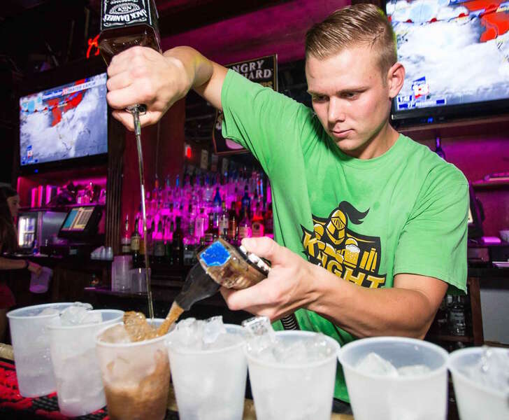 Knight Library Sports Bar & Grill: A Bar in Orlando, FL - Thrillist