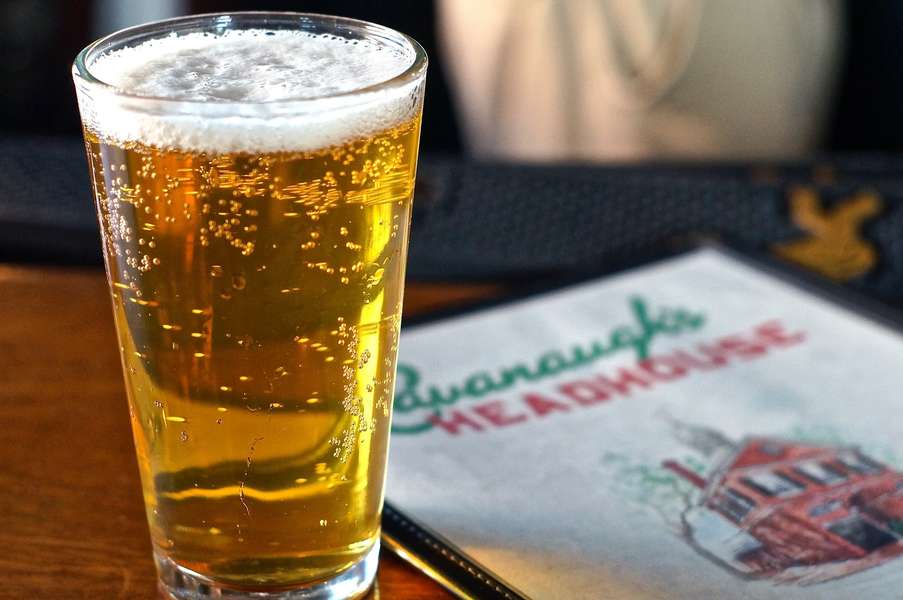 Cavanaugh’s Headhouse: A Bar in Philadelphia, PA - Thrillist