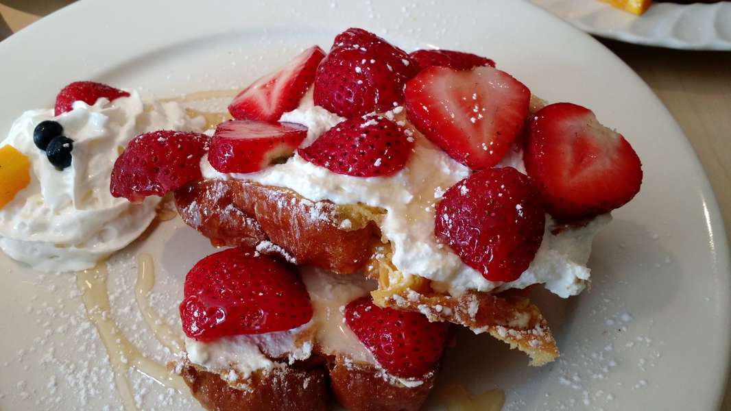 In House Cafe: A Restaurant in Allston, MA - Thrillist