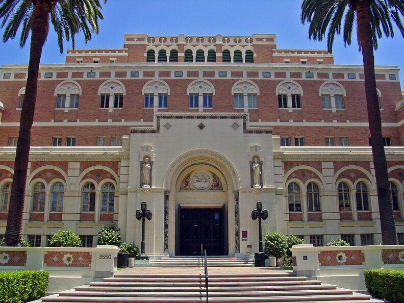 The 25 Most Stunning College Buildings in America - Thrillist
