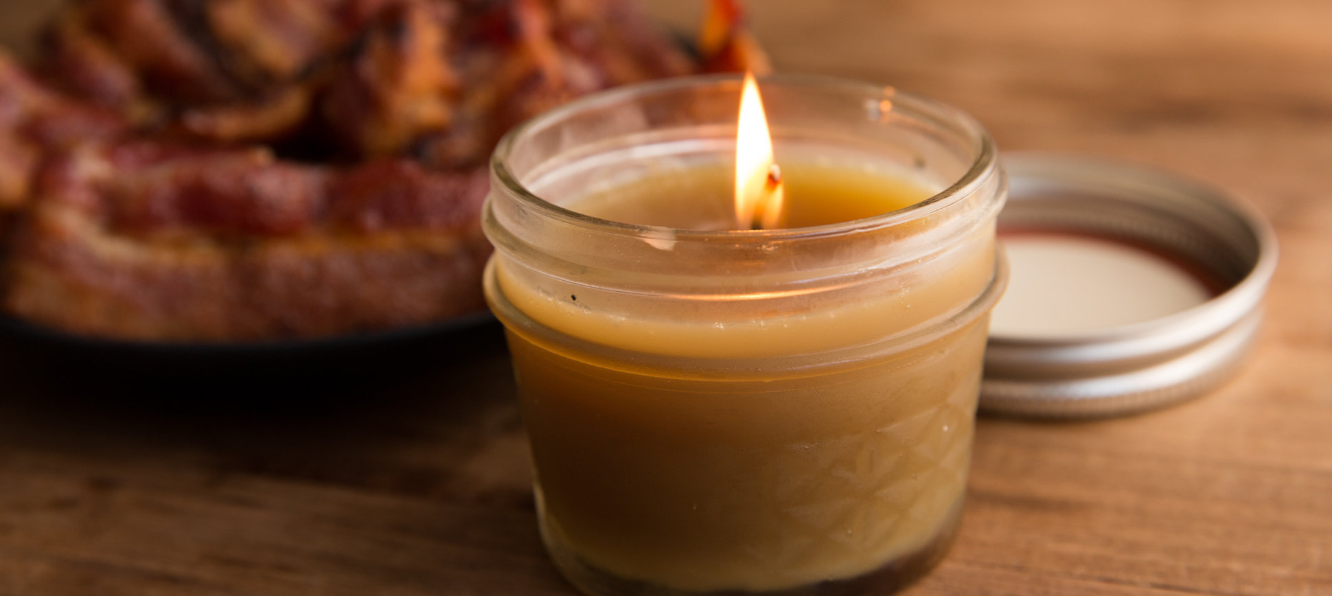 How to Make a Homemade Bacon Scented Candle - DIY Bacon Grease Candle