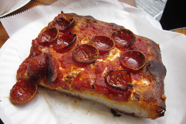 Pope's Visit To New York City - Pope Eats Pizza - What Does the Pope ...