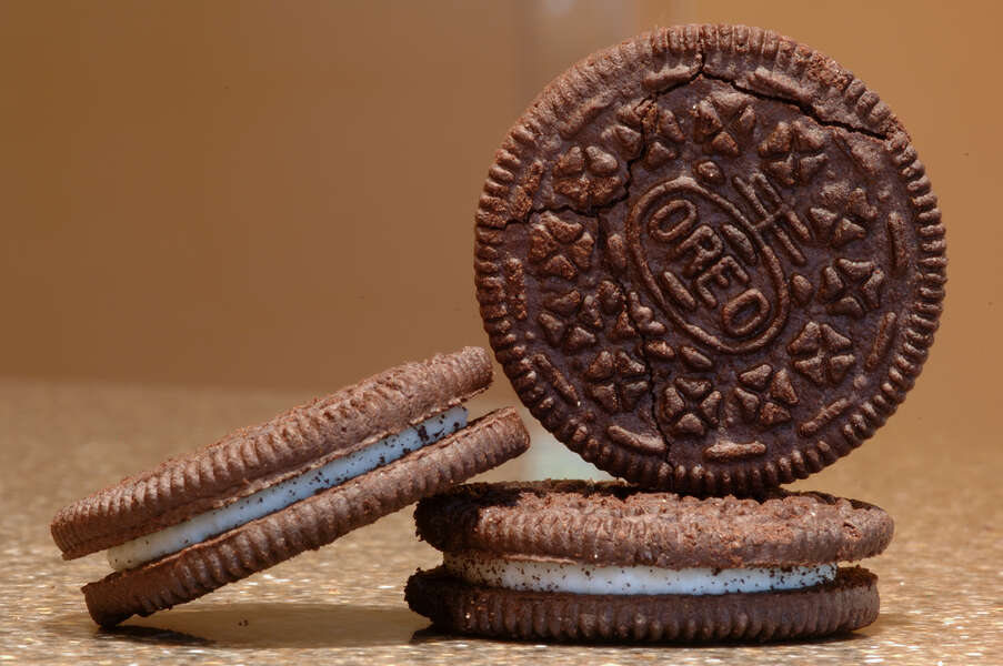 New Cinnamon Bun Oreos - Unique Oreo Flavors - New Oreos - Thrillist