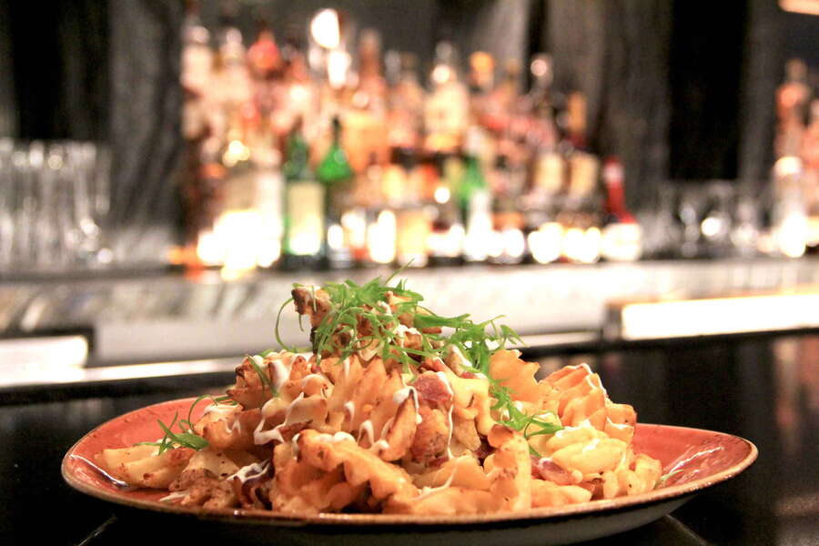 Quadrant Bar & Lounge: A Bar in Washington, D.C. - Thrillist