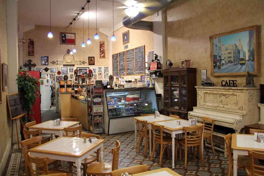 Metropolitan Cafe: A Restaurant in Dallas, TX - Thrillist