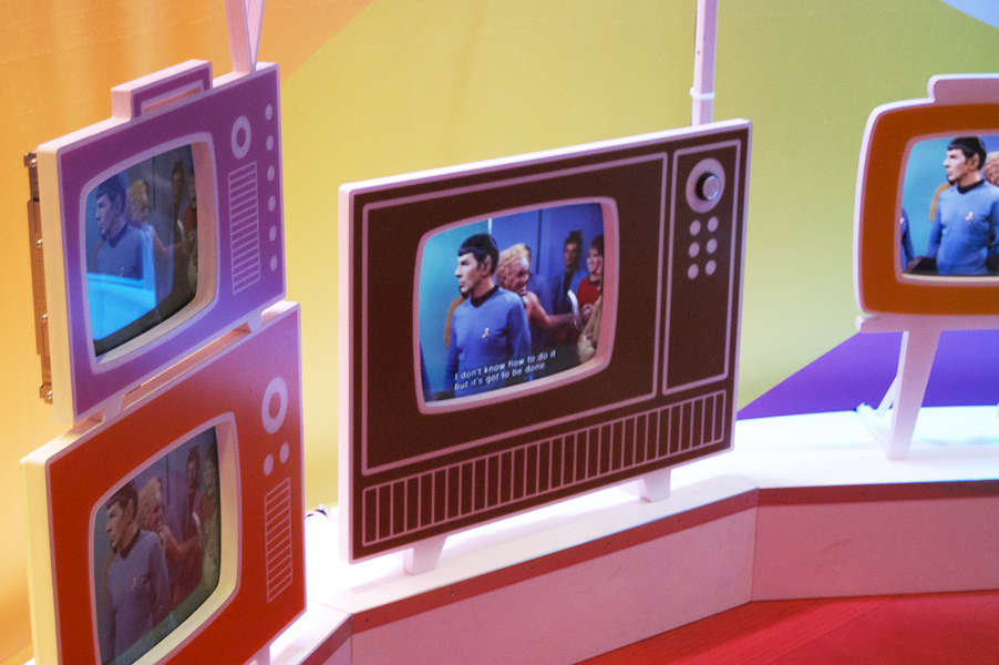 16 Tech Breakthroughs That Changed Television (& America) Forever ...
