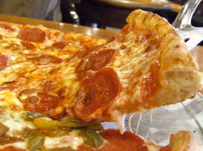Red Rose Pizzeria: A Restaurant in Springfield, MA - Thrillist