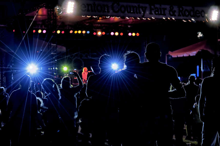 14 Things You Need to Know About Being a Band Manager - Thrillist