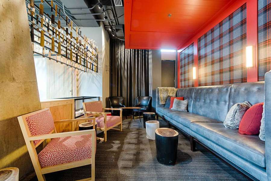 The Big Stick: A Bar in Washington, D.C. - Thrillist