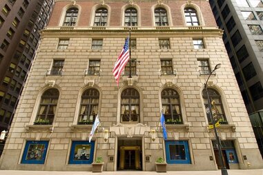 A Guide to Chicago's Old Private Membership Clubs - Thrillist